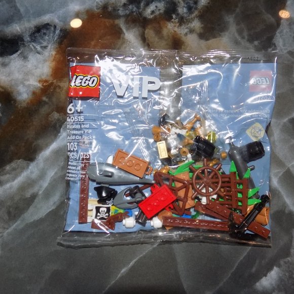 Lego | Toys | Lego 455 Classic Pirate And Treasure Vip Add On Pack ...